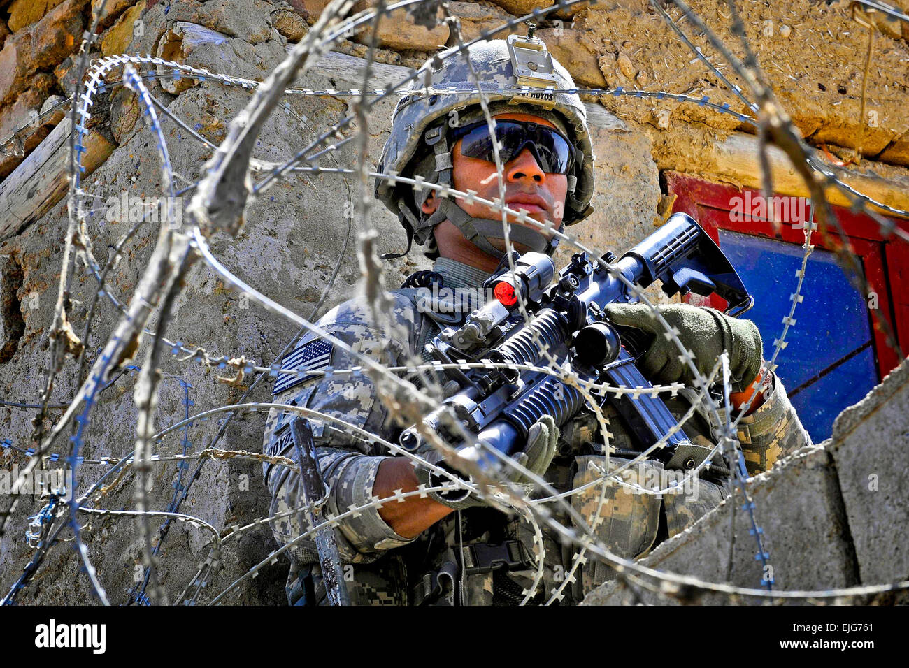 Prisonnier de combat militaire Banque de photographies et d’images à ...