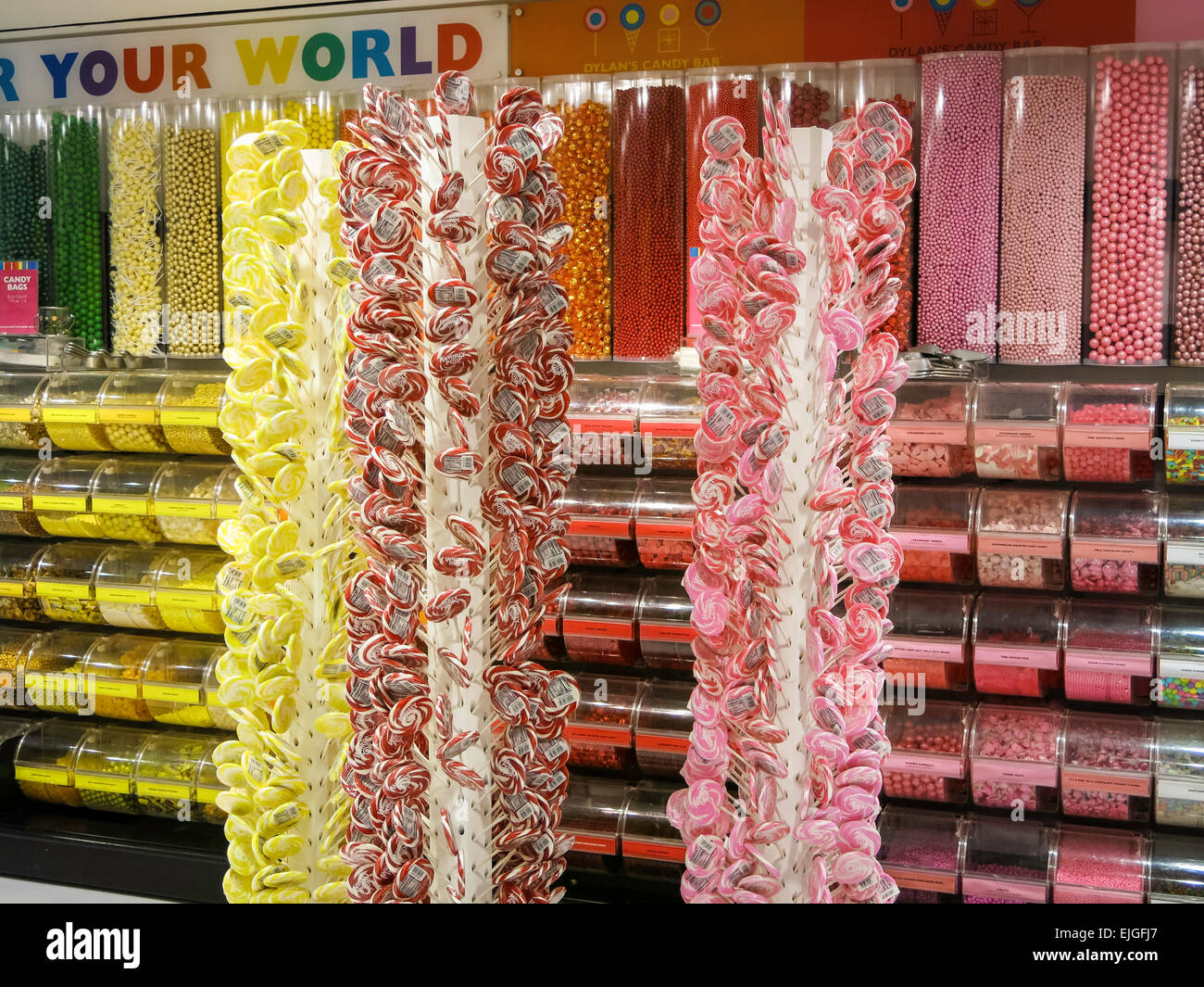 Bins of candy Banque de photographies et d’images à haute résolution ...