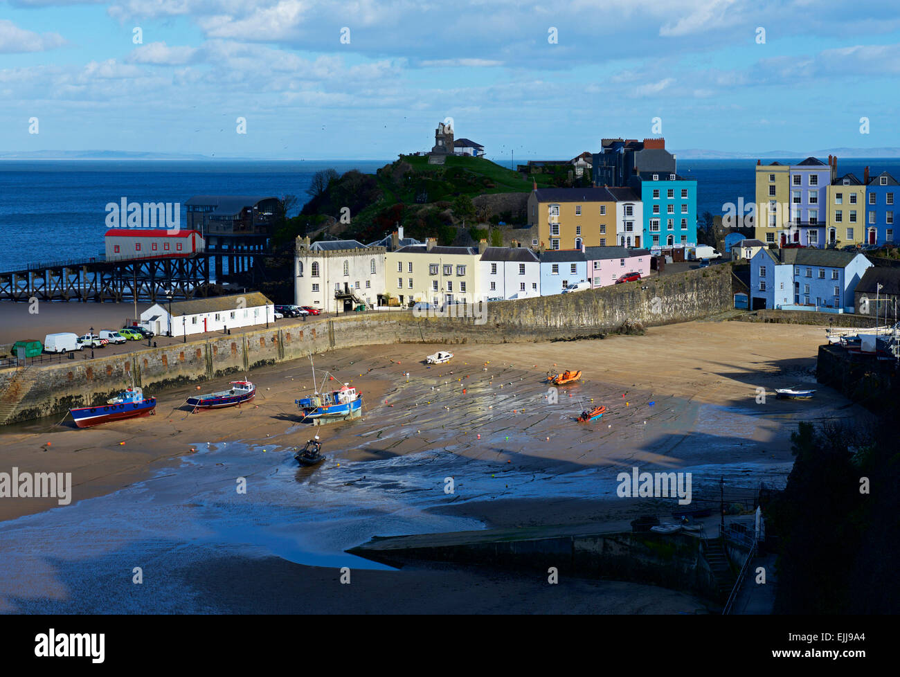 Tenby plage et port Banque de photographies et d’images à haute ...