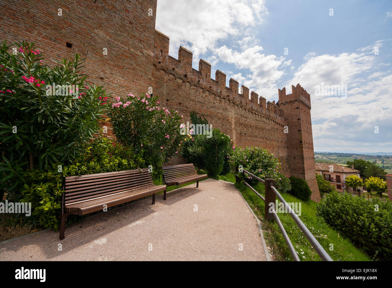 Gradara castle Banque de photographies et d’images à haute résolution ...