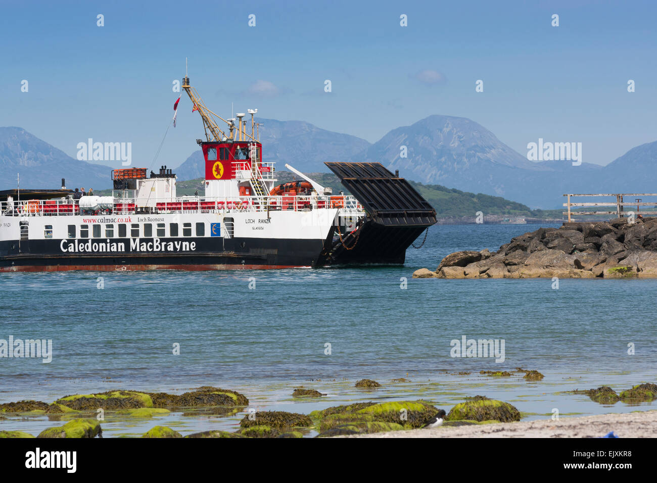 Gigha ferry Banque de photographies et d’images à haute résolution - Alamy