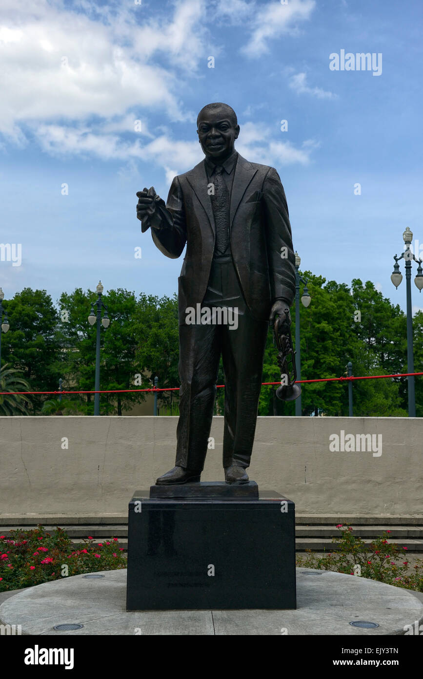 Louis armstrong statue musician Banque de photographies et d’images à ...