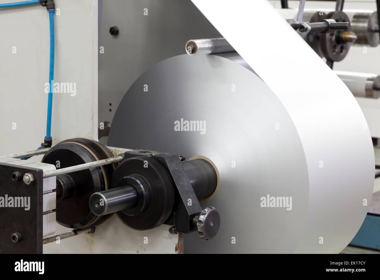 Industrie papier rouleau machine Banque de photographies et d’images à ...