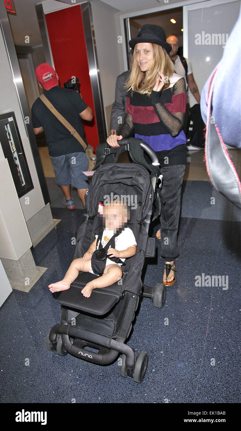 Teresa palmer and bodhi rain palmer Banque de photographies et d’images ...
