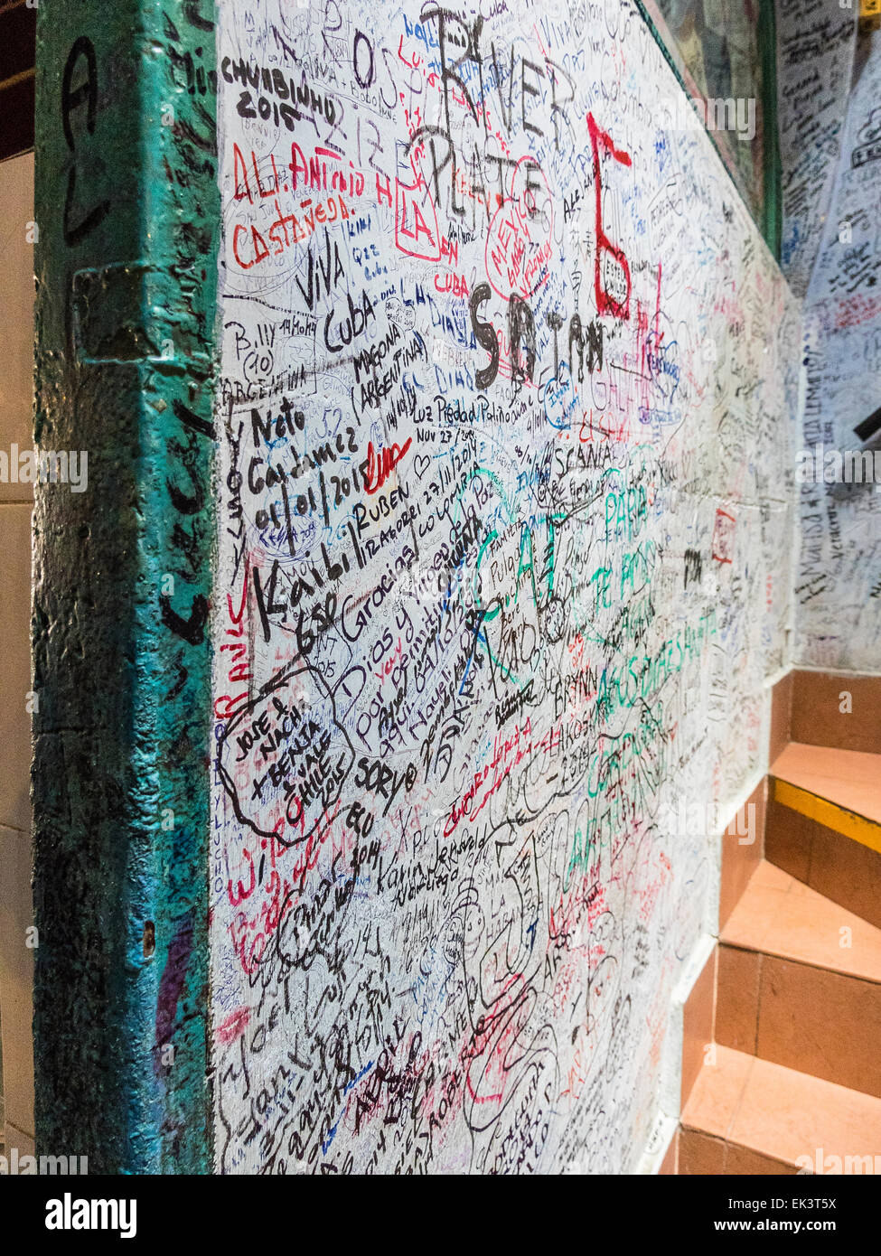 Mur de signature Banque de photographies et d’images à haute résolution ...