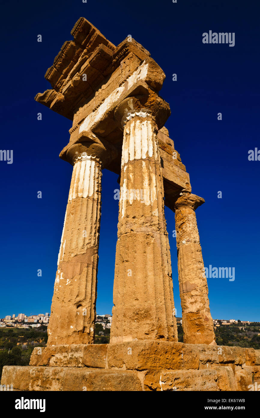 Italie, Sicile, Agrigente, La Vallée des Temples grecs, Marc Lacelle et ...