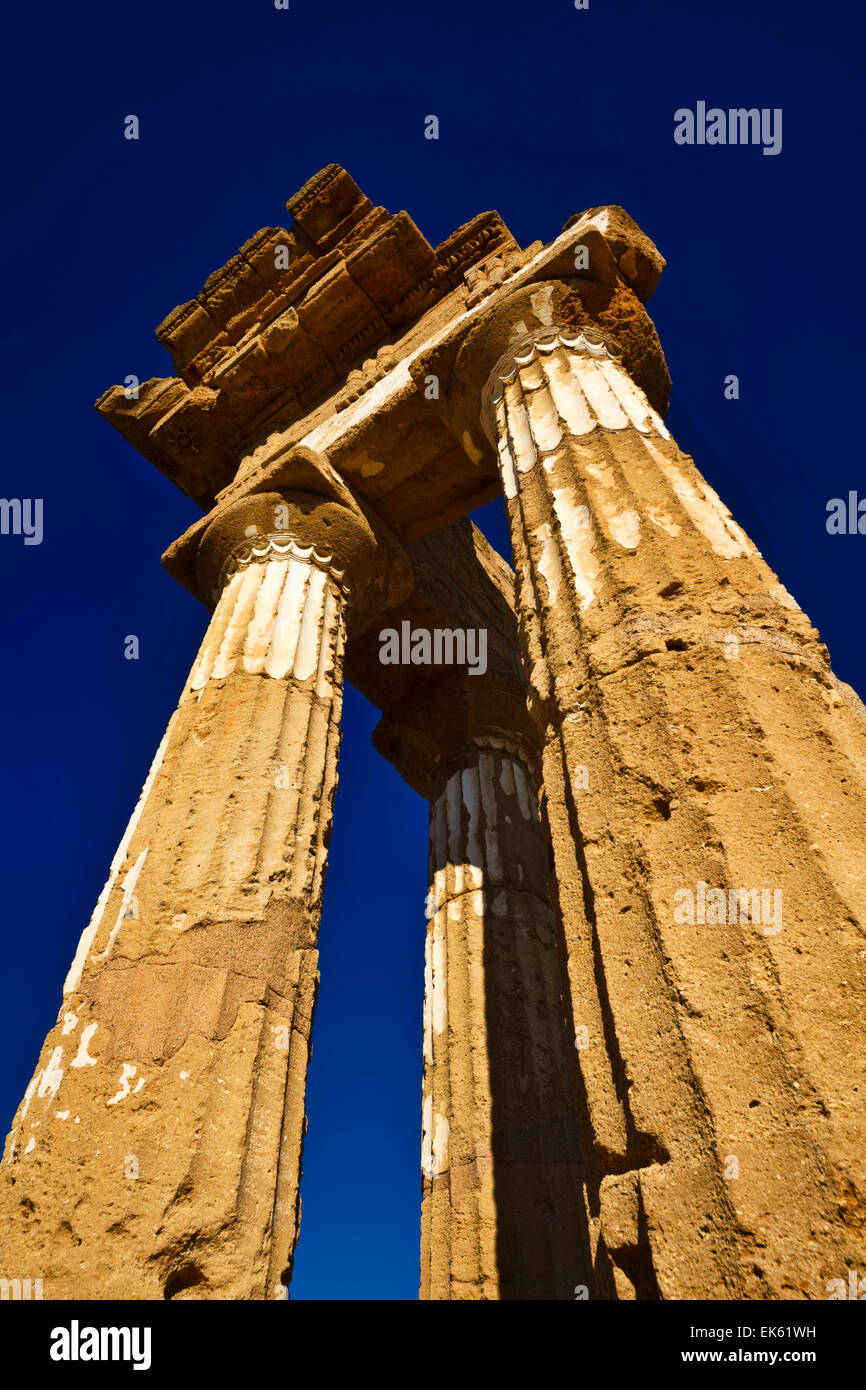 Italie, Sicile, Agrigente, La Vallée des Temples grecs, Marc Lacelle et ...