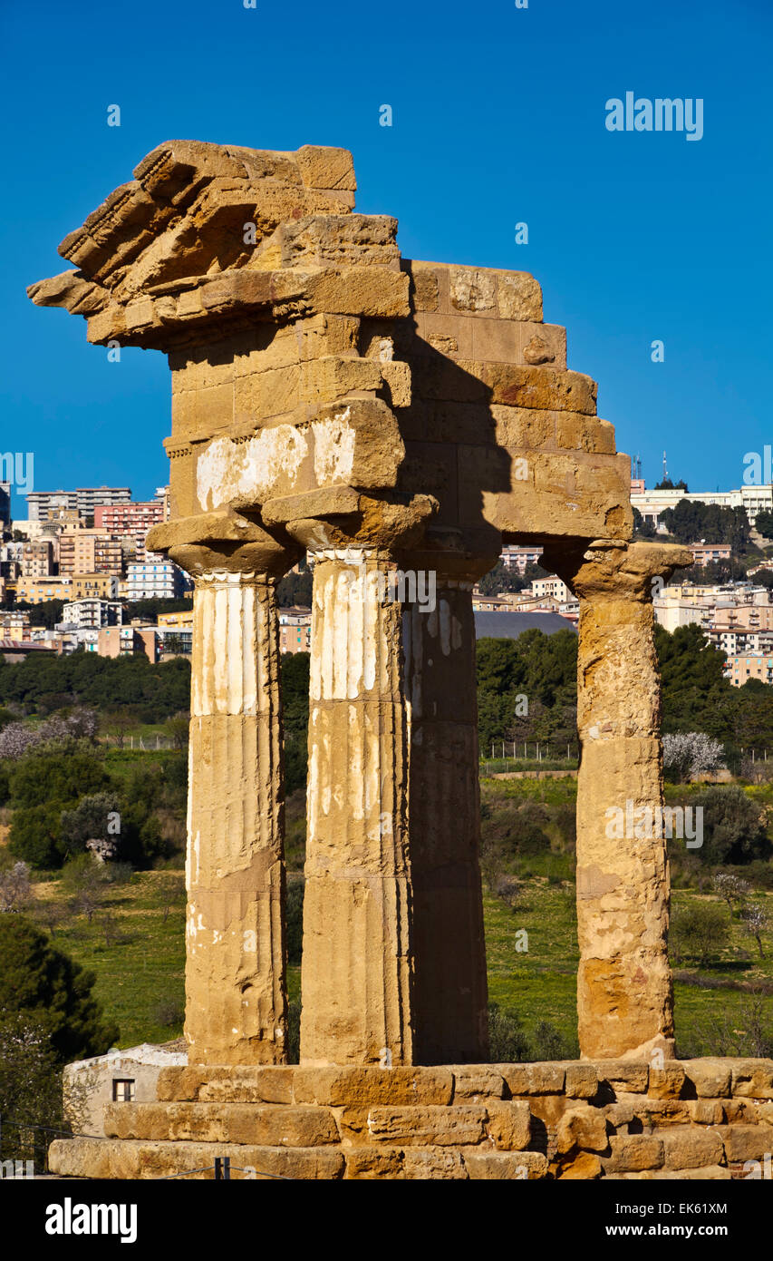 Italie, Sicile, Agrigente, La Vallée des Temples grecs, Marc Lacelle et ...