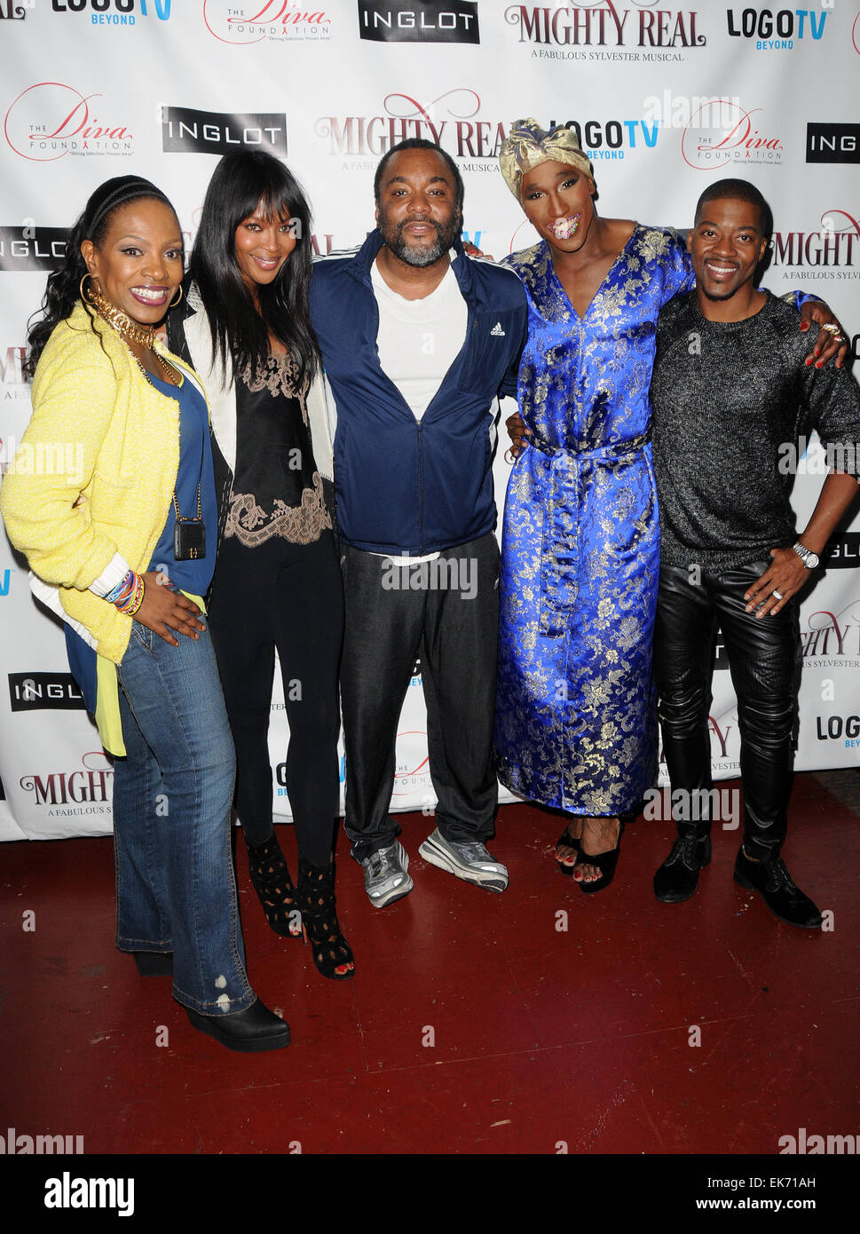 Sheryl lee ralph red carpet Banque de photographies et d’images à haute ...