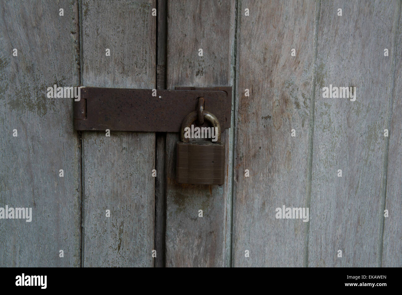 Porte cadenas en bois Banque de photographies et d’images à haute ...