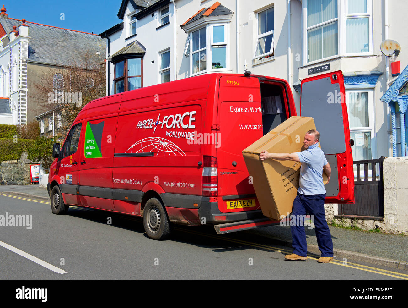 Parcel force van Banque de photographies et d’images à haute résolution ...