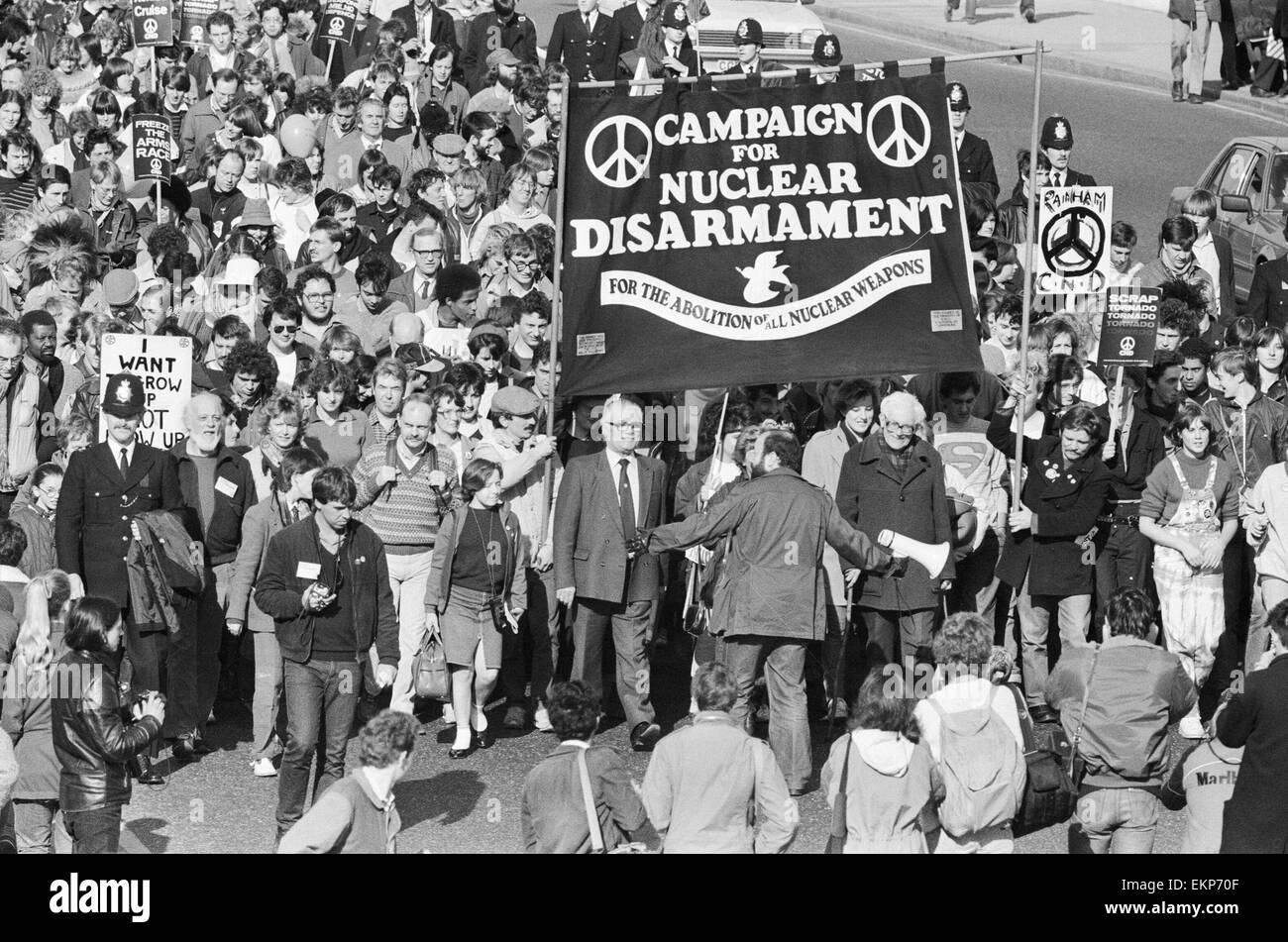 Campagne pour le désarmement nucléaire Banque de photographies et d ...