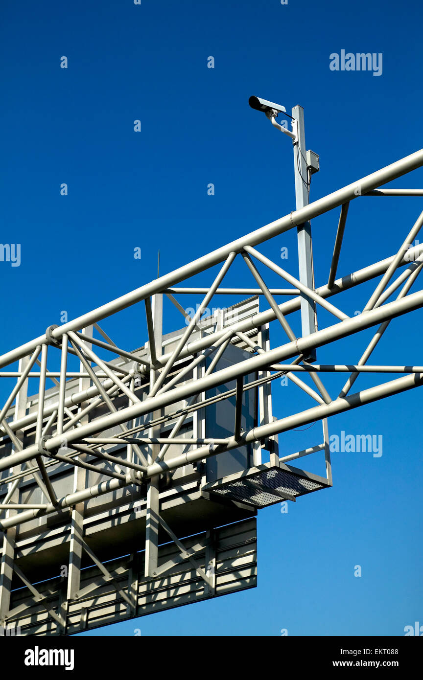 Caméra de circulation sur le pont Jacques-Cartier, Montréal, Québec ...