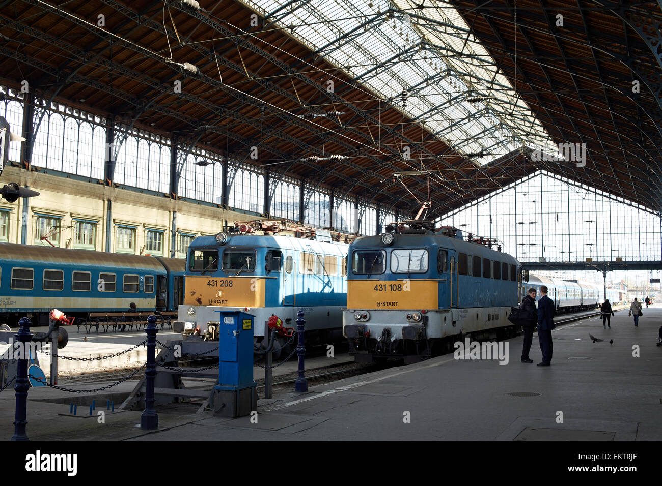 Budapest train station Banque de photographies et d’images à haute ...
