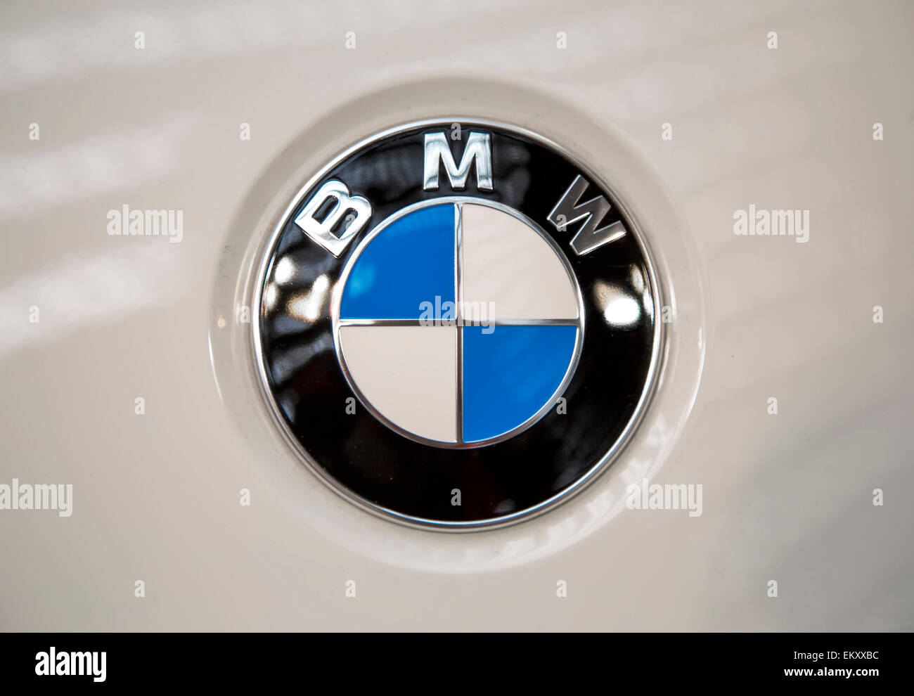 Logo et signe de voiture bmw Banque de photographies et d’images à ...