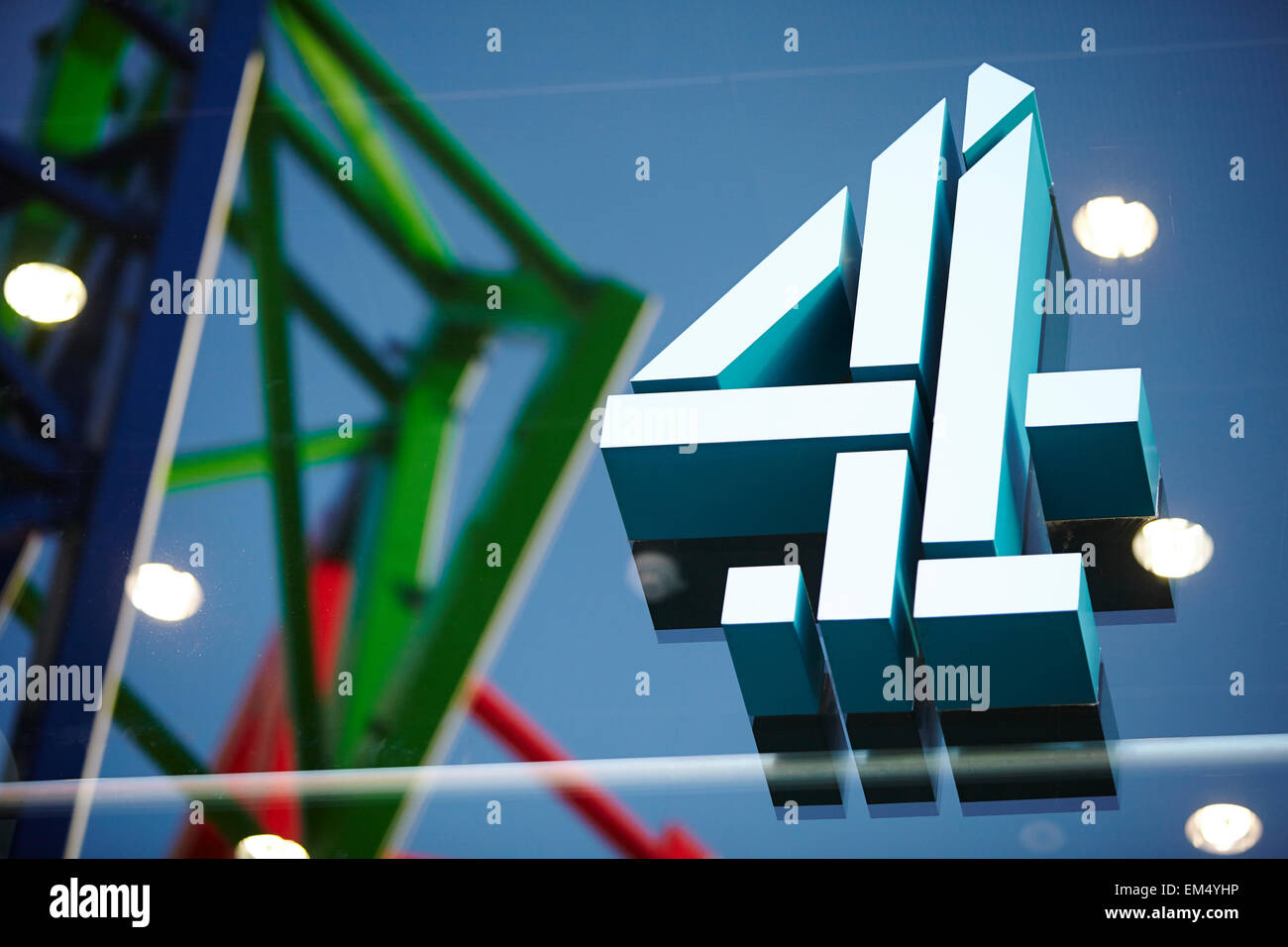 Channel 4 logo Banque de photographies et d’images à haute résolution ...