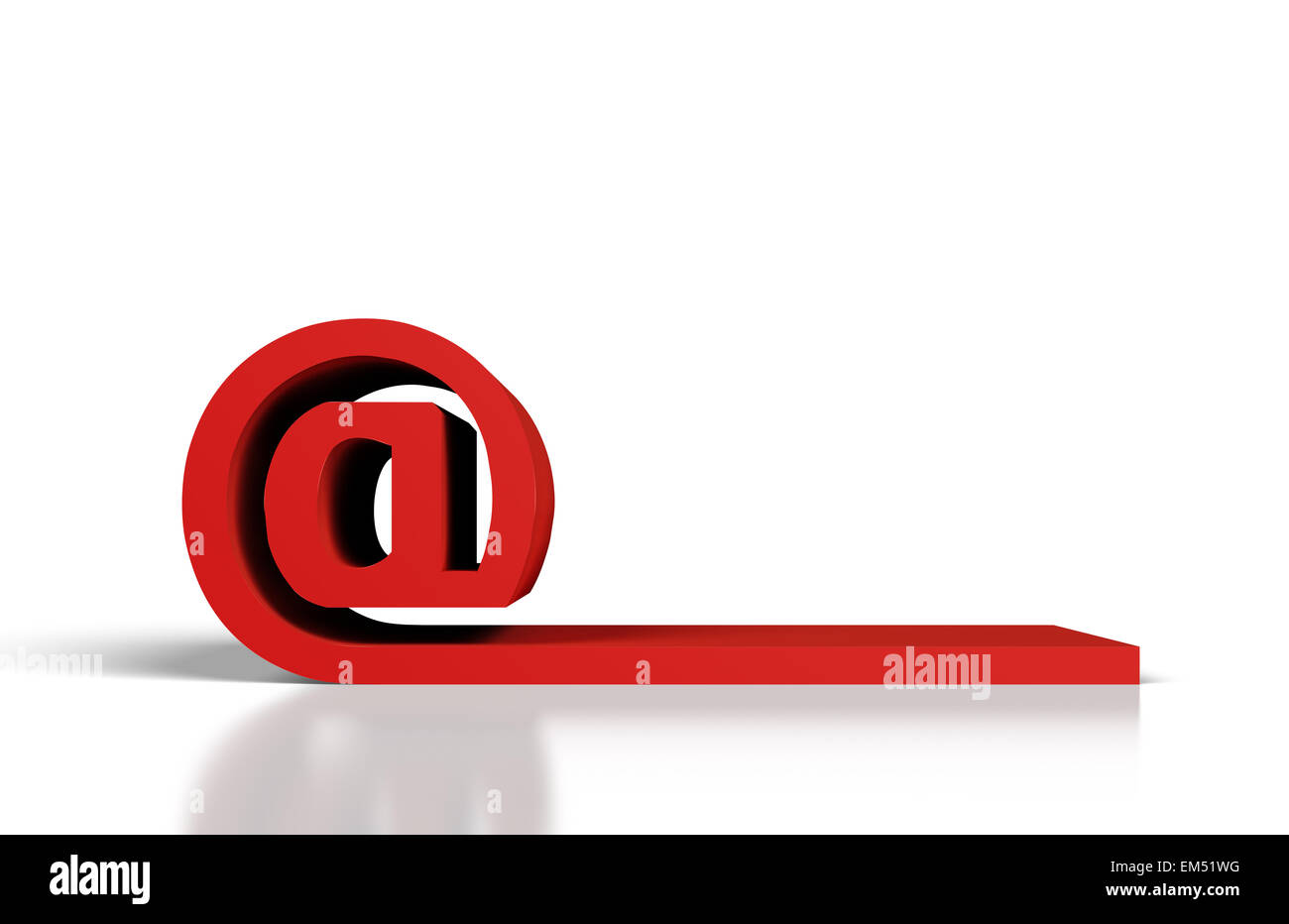 Symbole e-mail rouge sur fond blanc Photo Stock - Alamy