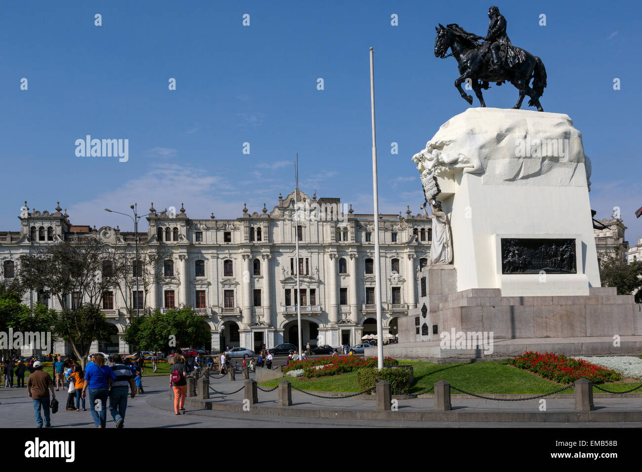 Lima, Pérou. Statue équestre de Jose de San Martin, héros national ...