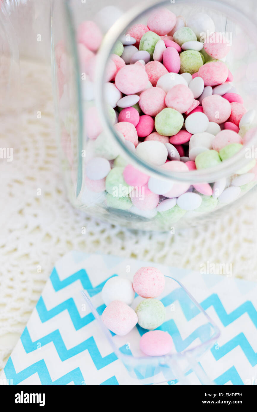 Bocal à bonbons Banque de photographies et d’images à haute résolution ...