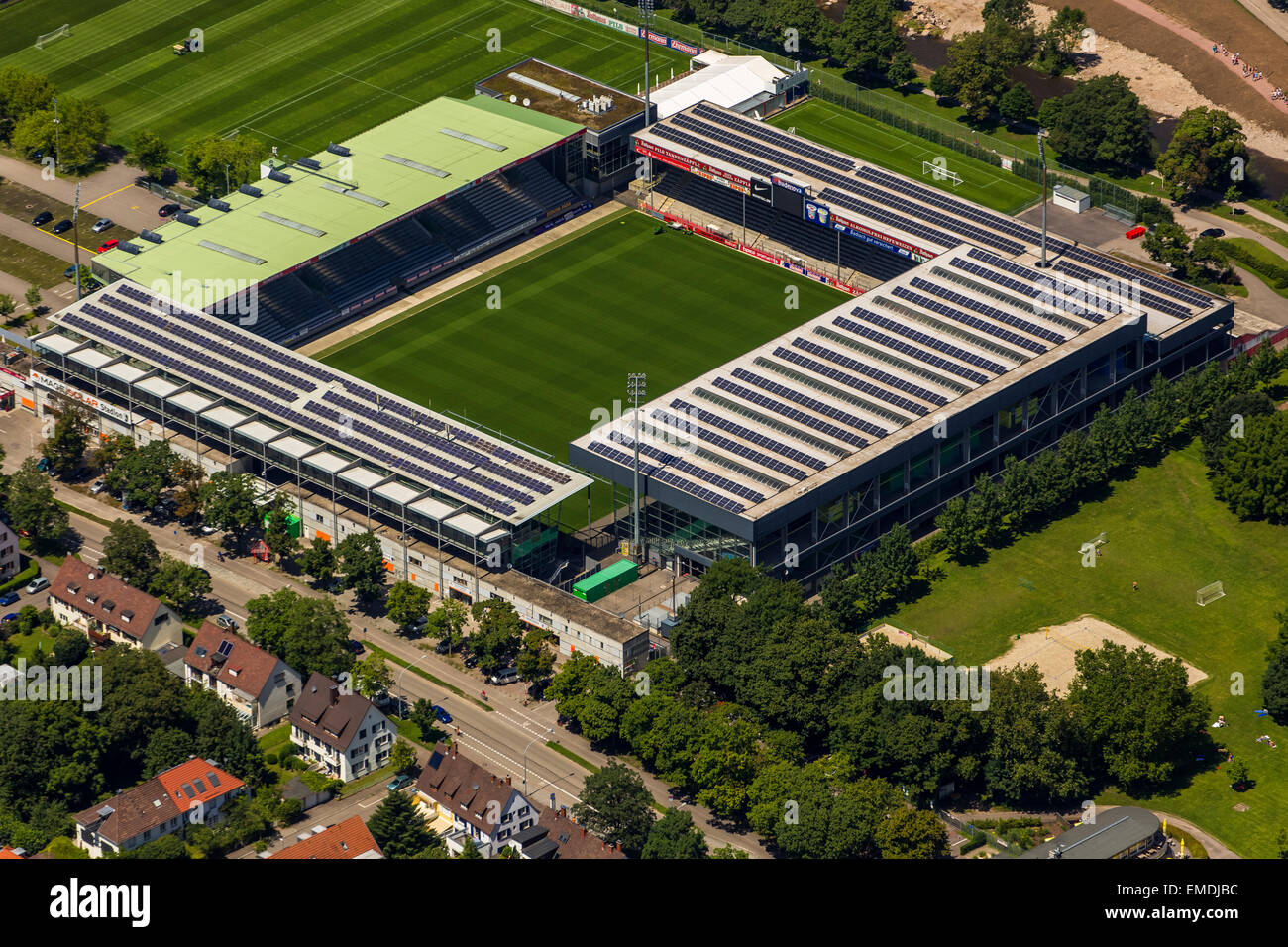 Stadium of fc freiburg Banque de photographies et d’images à haute ...