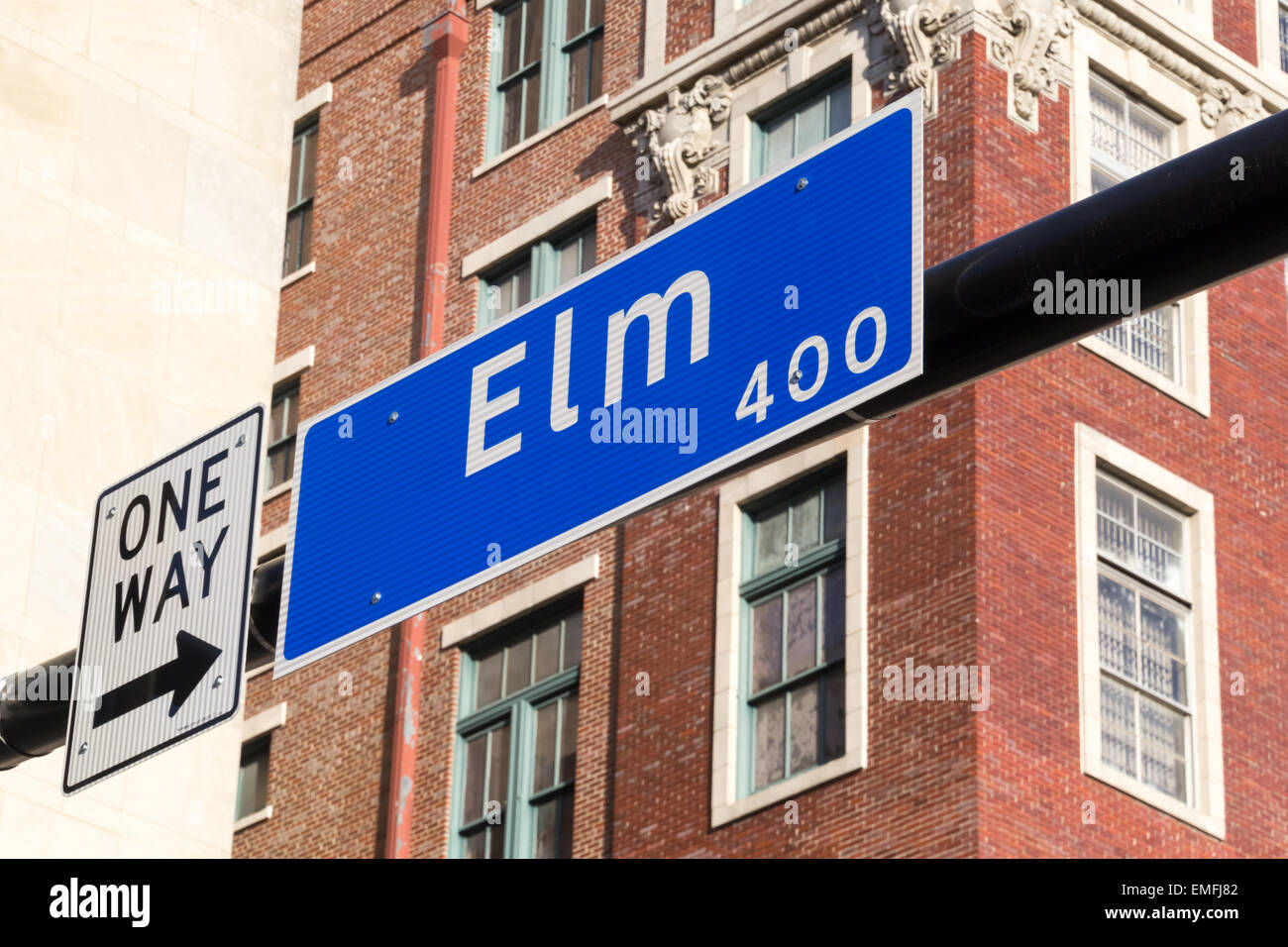 Elm street dallas Banque de photographies et d’images à haute ...