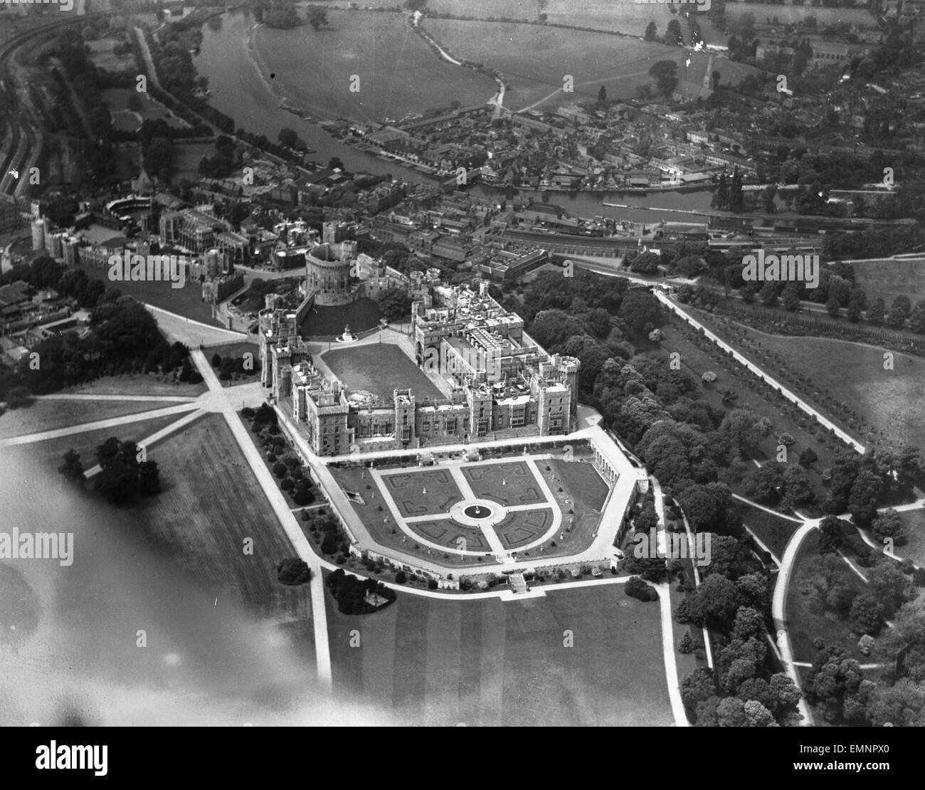 An aerial view of windsor castle Banque de photographies et d’images à ...