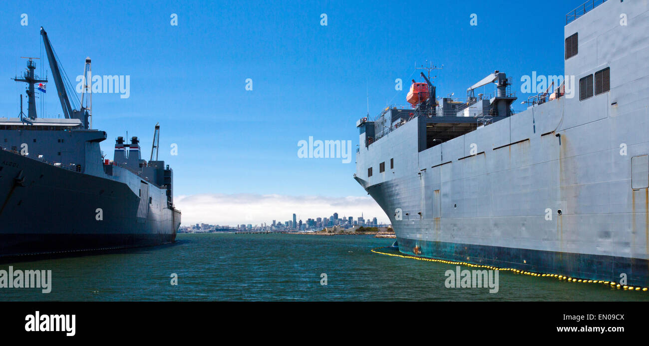 Alameda naval air station Banque de photographies et d’images à haute ...