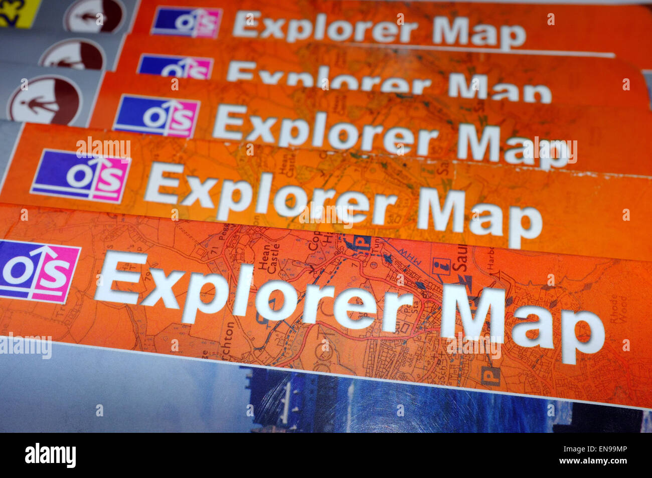 Os explorer maps Banque de photographies et d’images à haute résolution ...