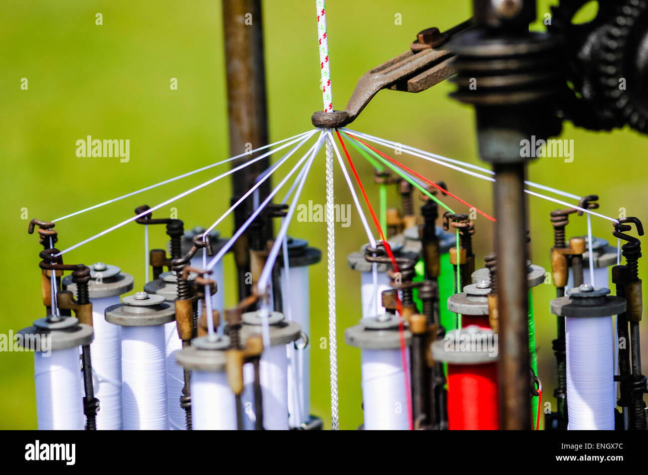 Machine à tresser les cordes Banque de photographies et d’images à ...