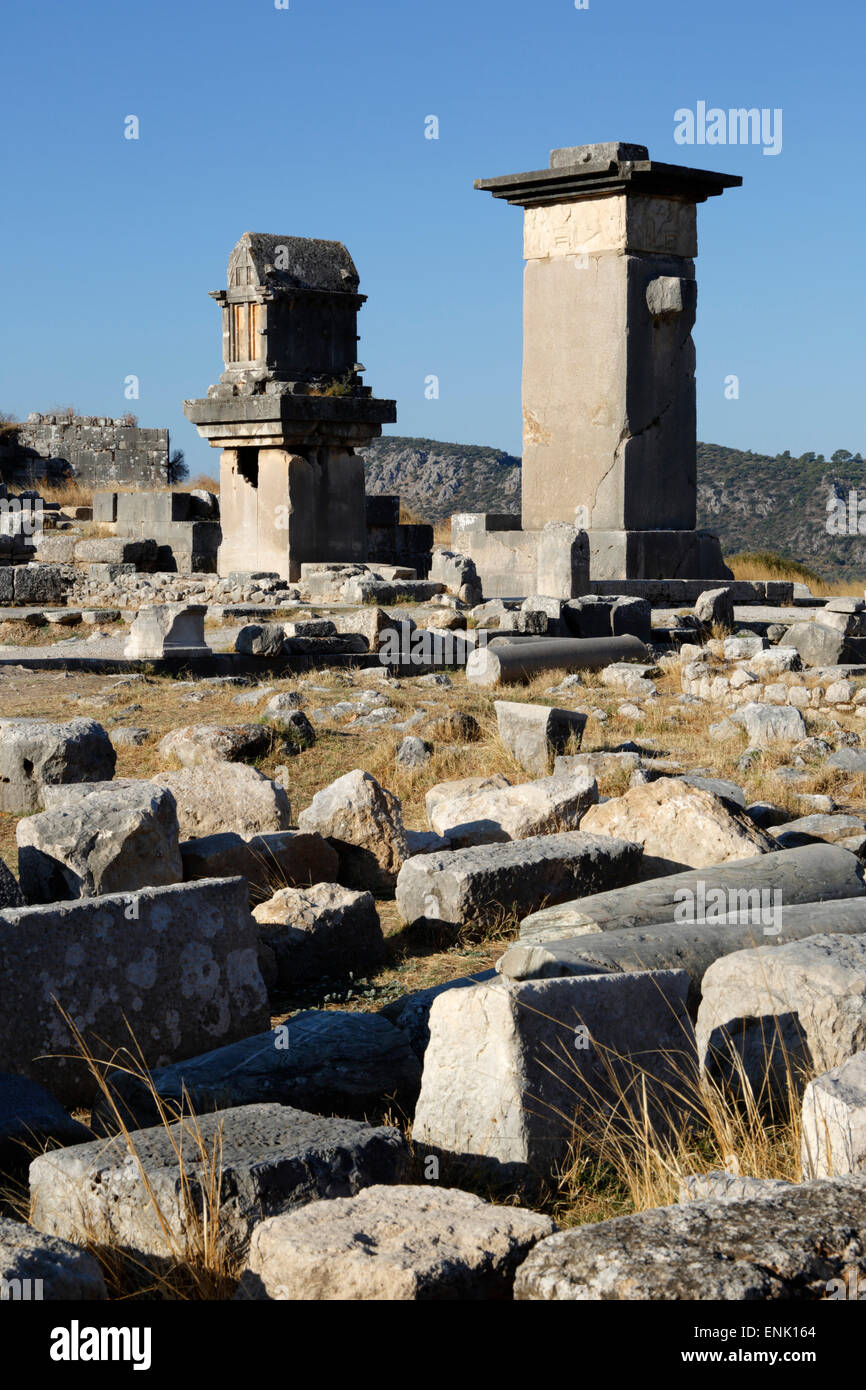 Monument et harpie tombe Lycienne, Xanthos, Kalkan, Lycie, Antalya ...