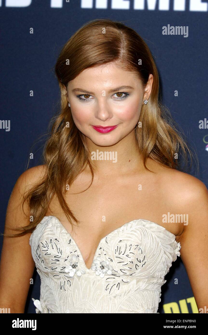 Stefanie Scott Pitch Perfect 2 Première Mondiale 08/05/2015 Los Angeles Photo Stock - Alamy