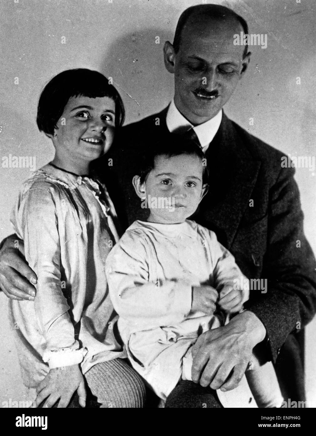 Anne frank remembered Banque de photographies et d’images à haute ...