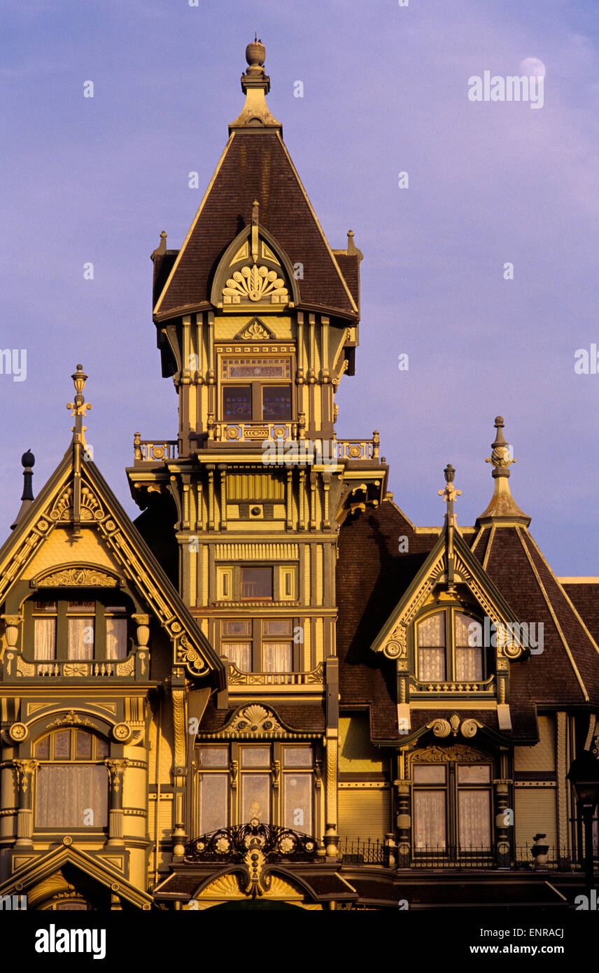 Carson Mansion construite en 1885 Victorian Mansion Eureka California ...