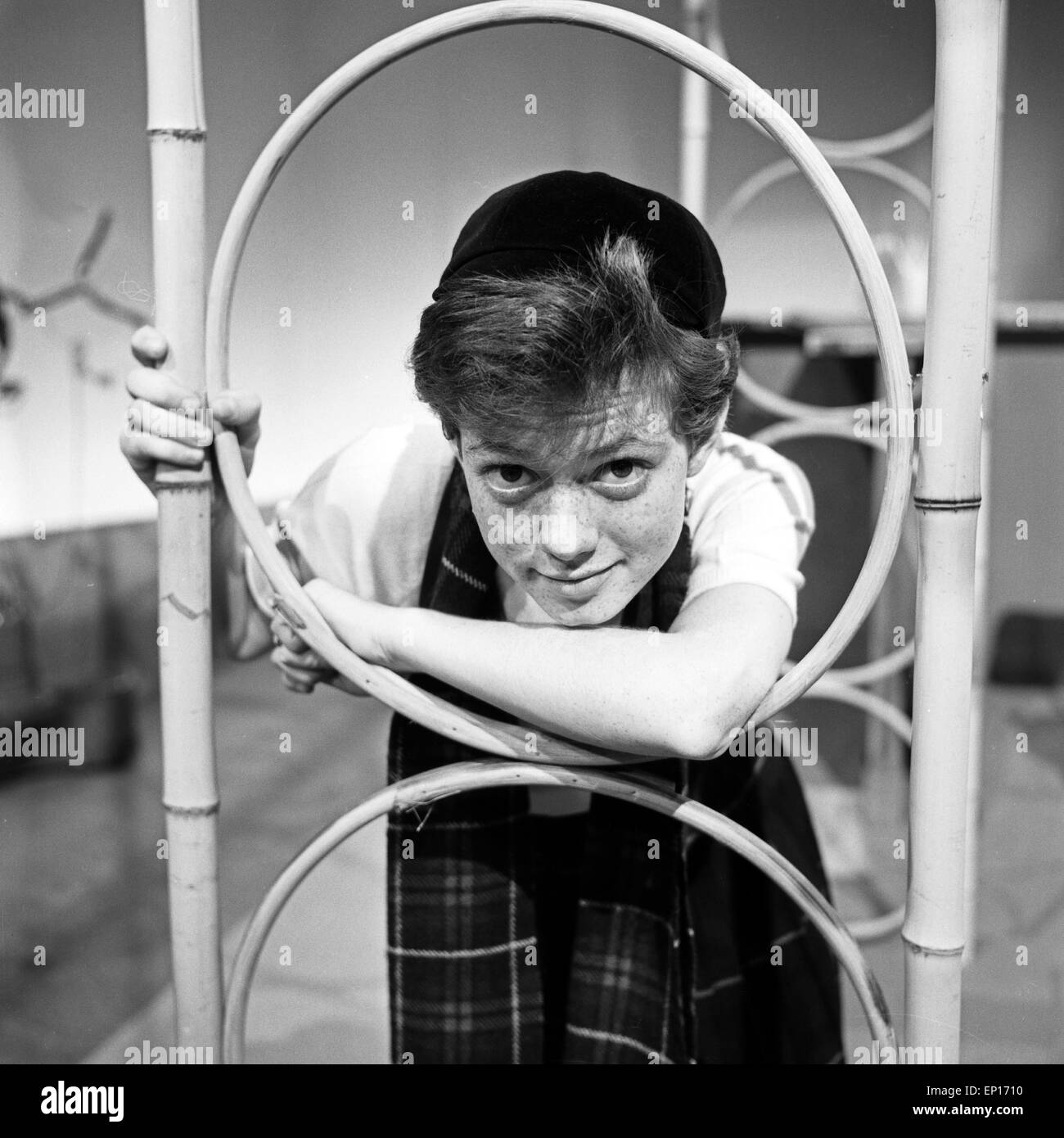 Italian singer rita pavone Banque d'images noir et blanc - Alamy