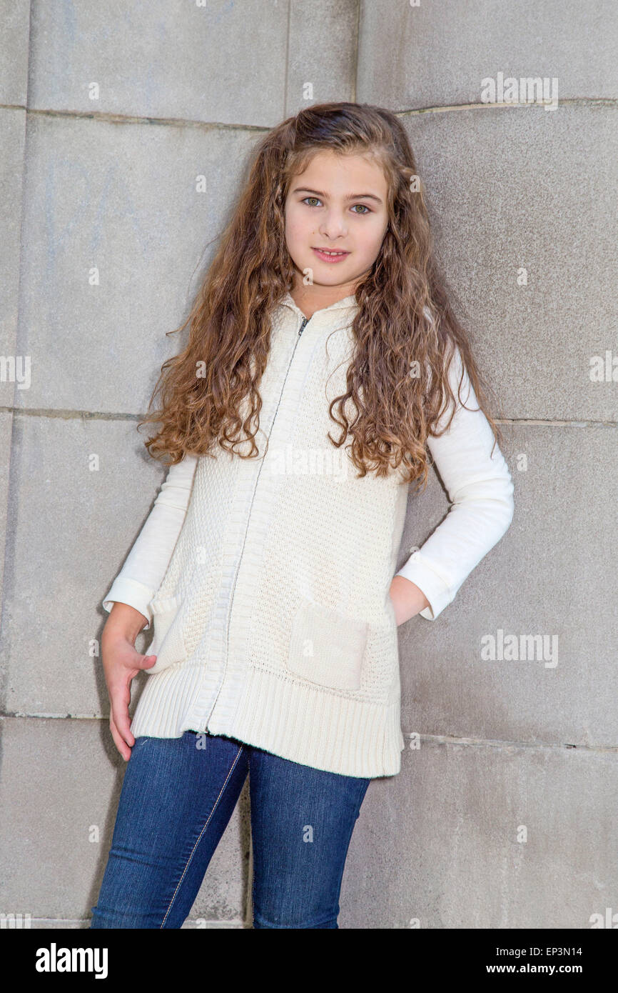 Mode fille Banque de photographies et d’images à haute résolution - Alamy