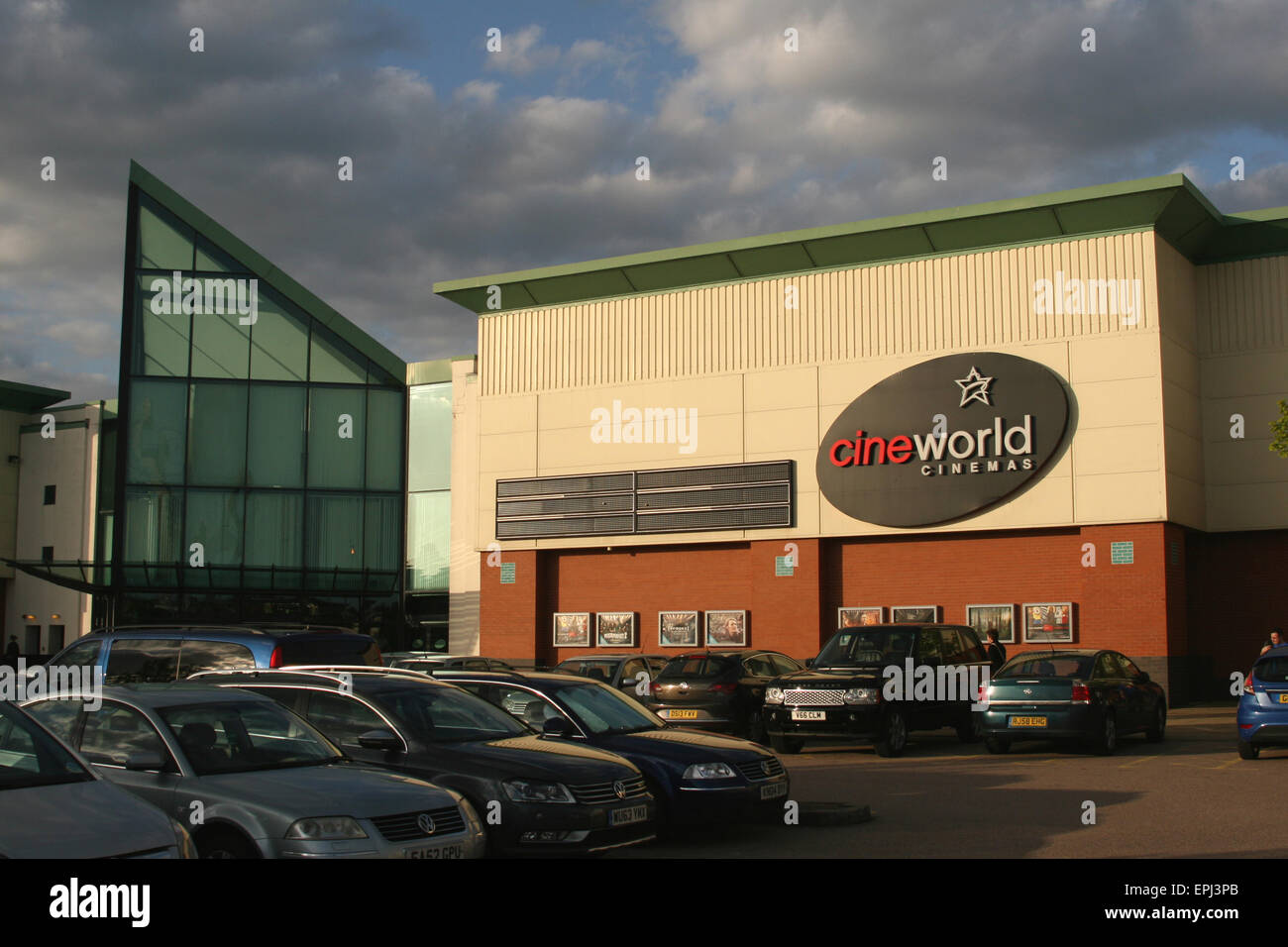 Cinéma cineworld Banque de photographies et d’images à haute résolution ...