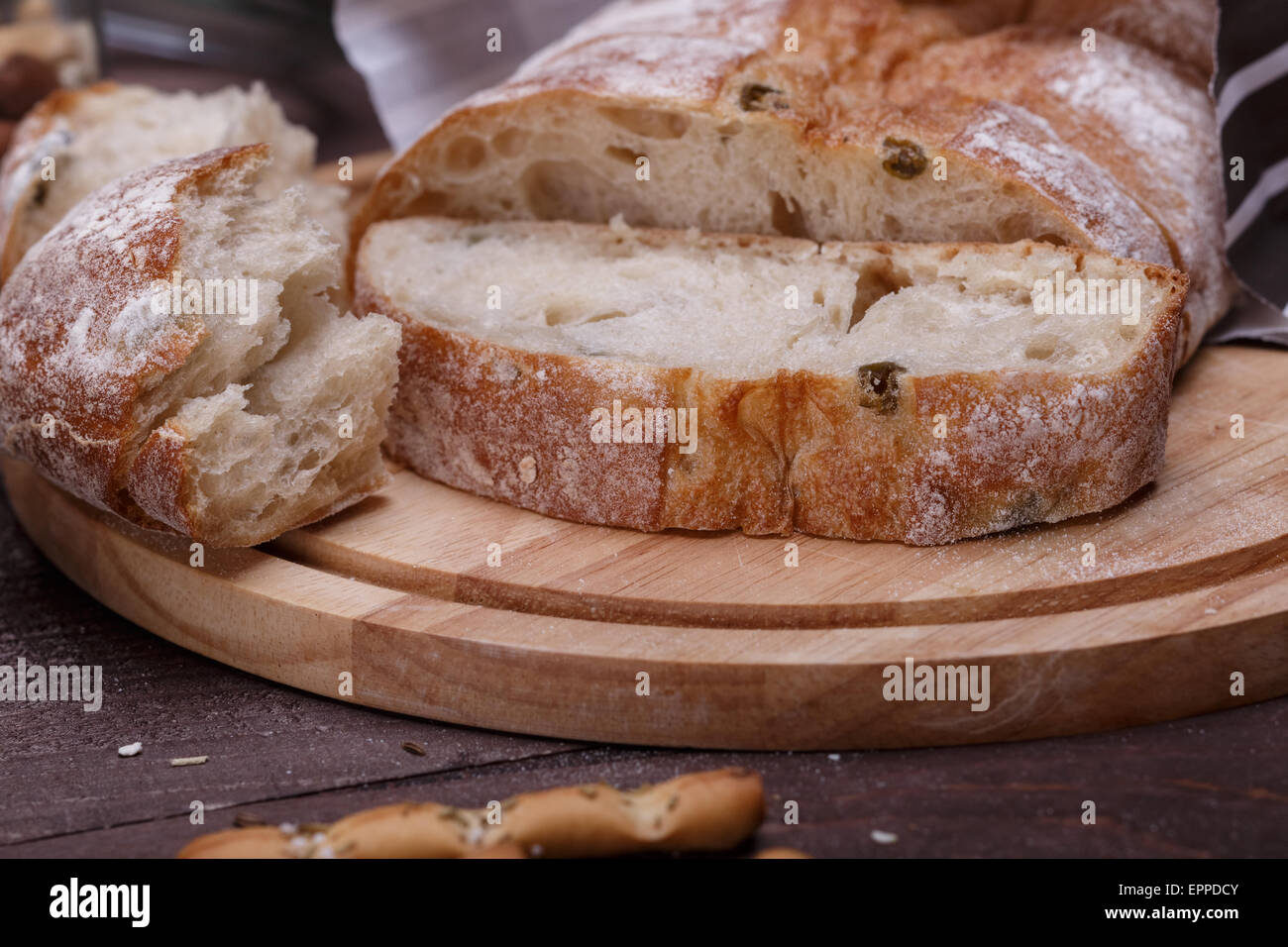 Pain et camembert Banque de photographies et d’images à haute ...