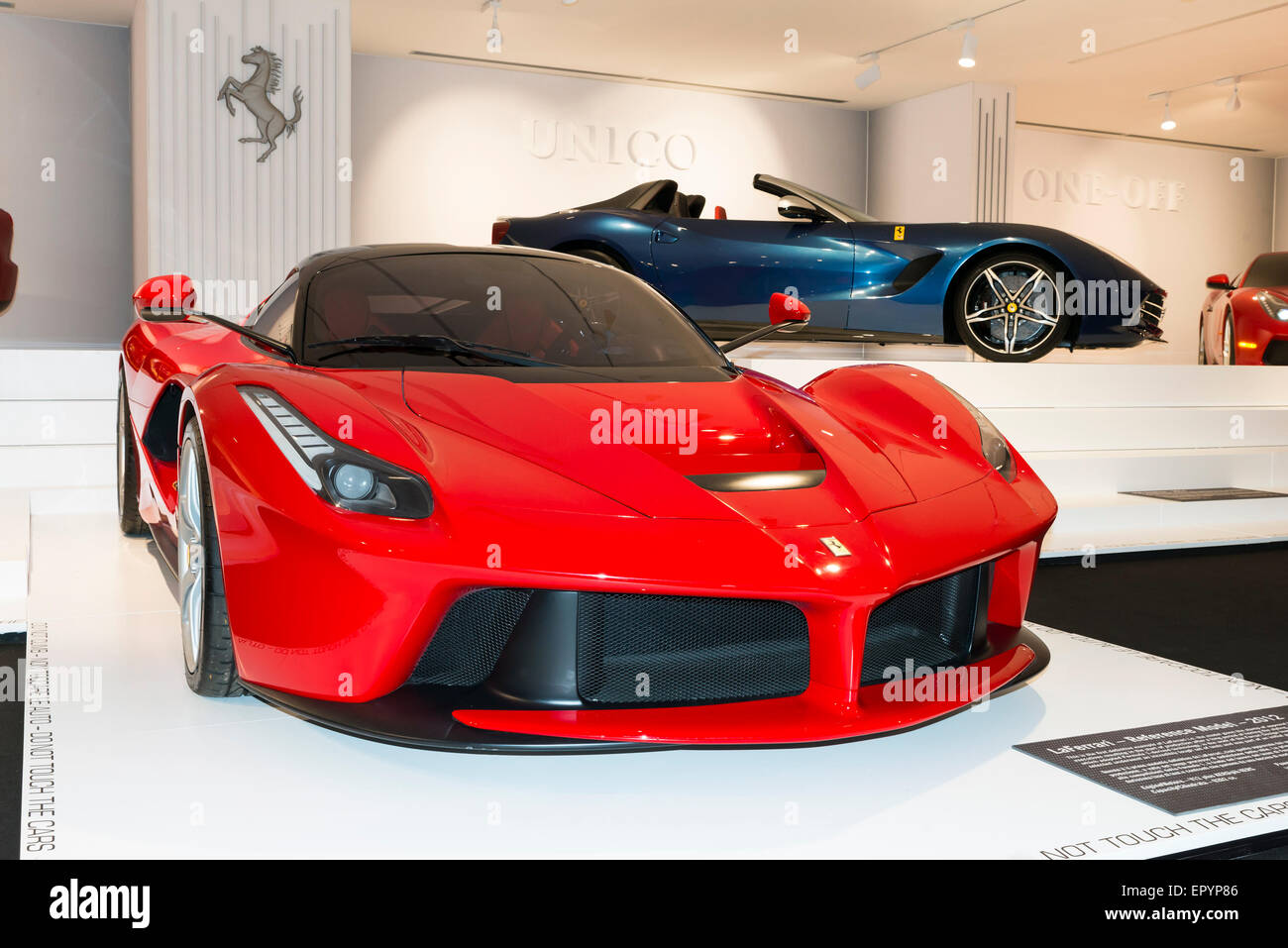 Ferrari maranello museum interior Banque de photographies et d’images à ...