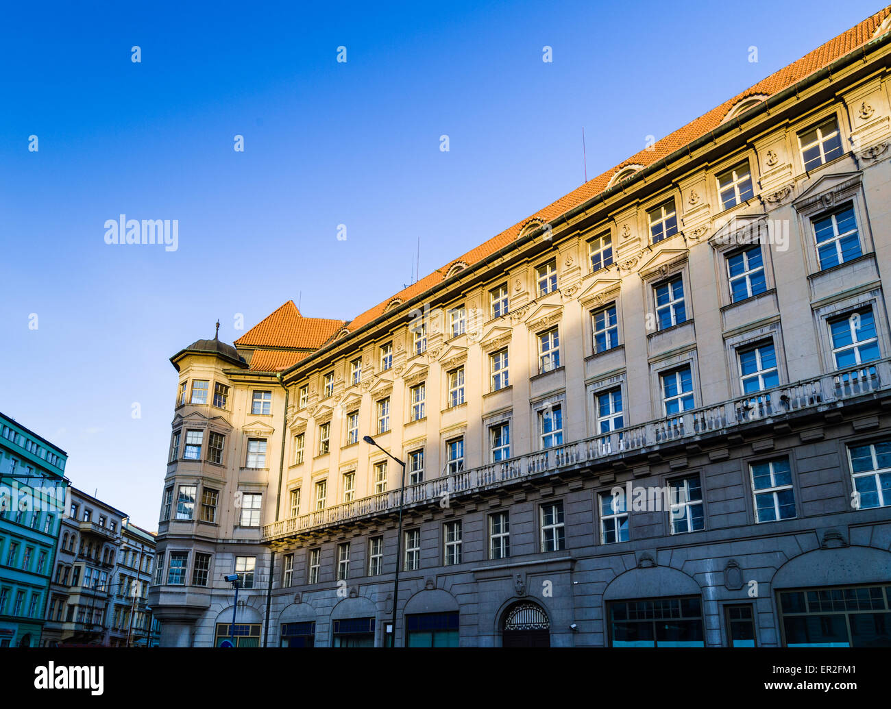 Les bâtiments et les habitations dans le centre historique de Prague ...