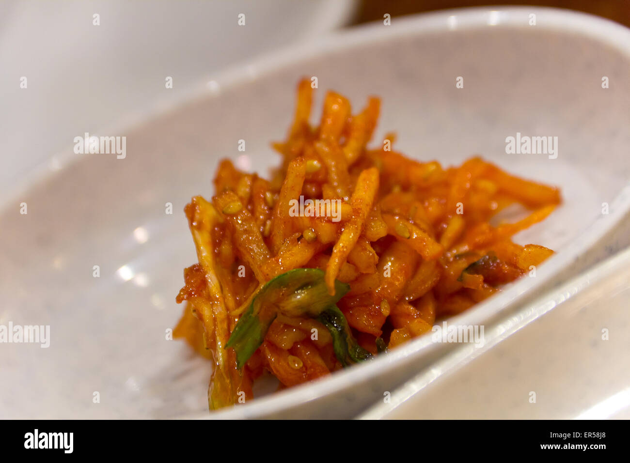SaengChae Kimchi Radis coréenne authentique Photo Stock - Alamy