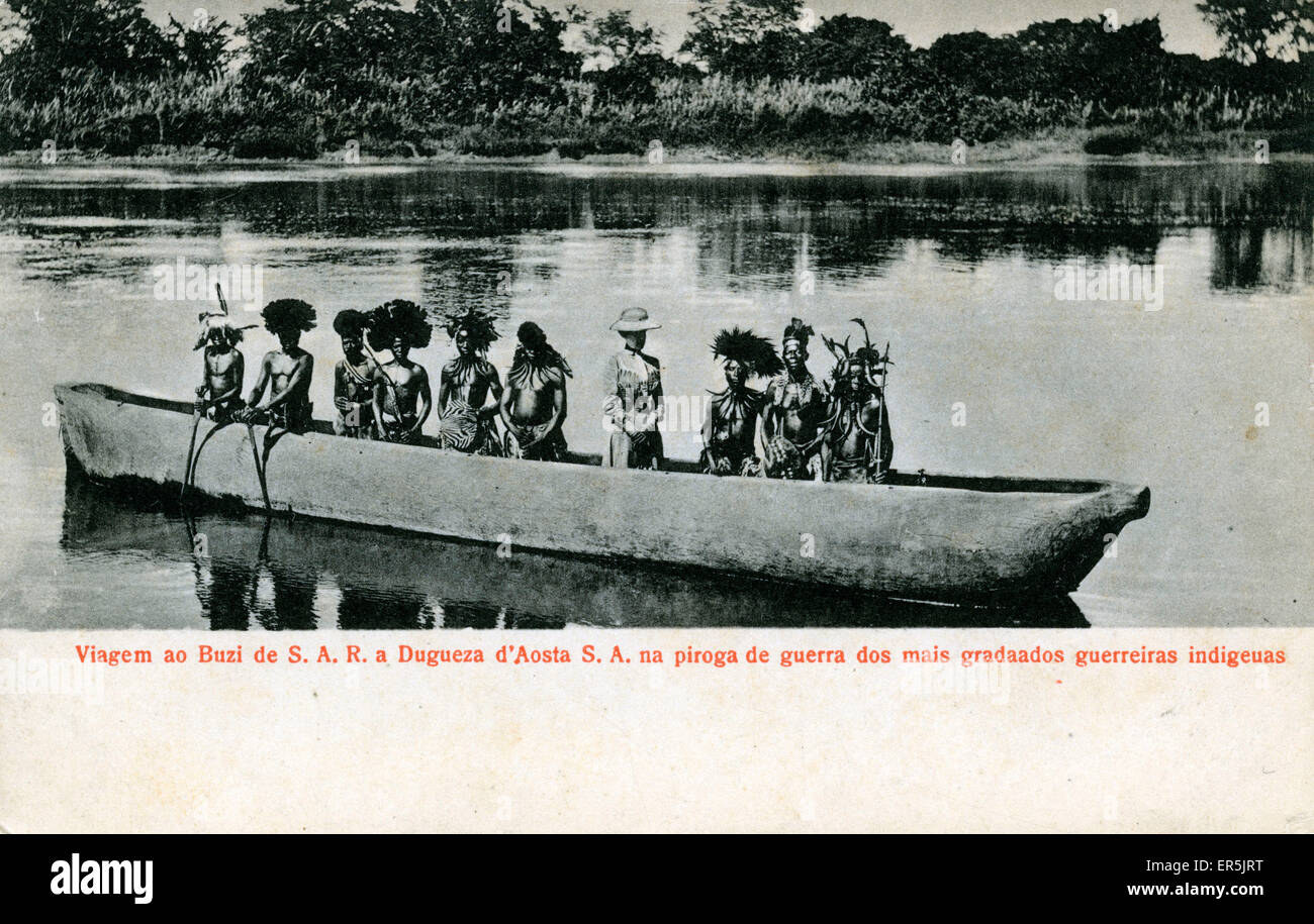 Mozambique - canoë de guerre autochtone Photo Stock - Alamy