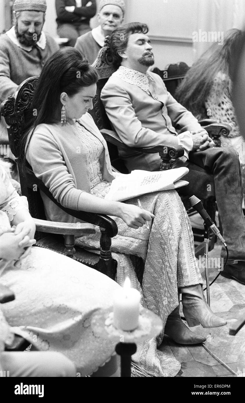 Pour chaque minute de tournage il y a une heure d'attente. Barbara ...