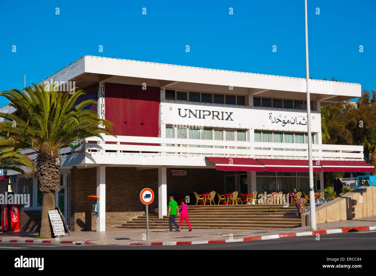 Uniprix agadir Banque de photographies et d’images à haute résolution ...