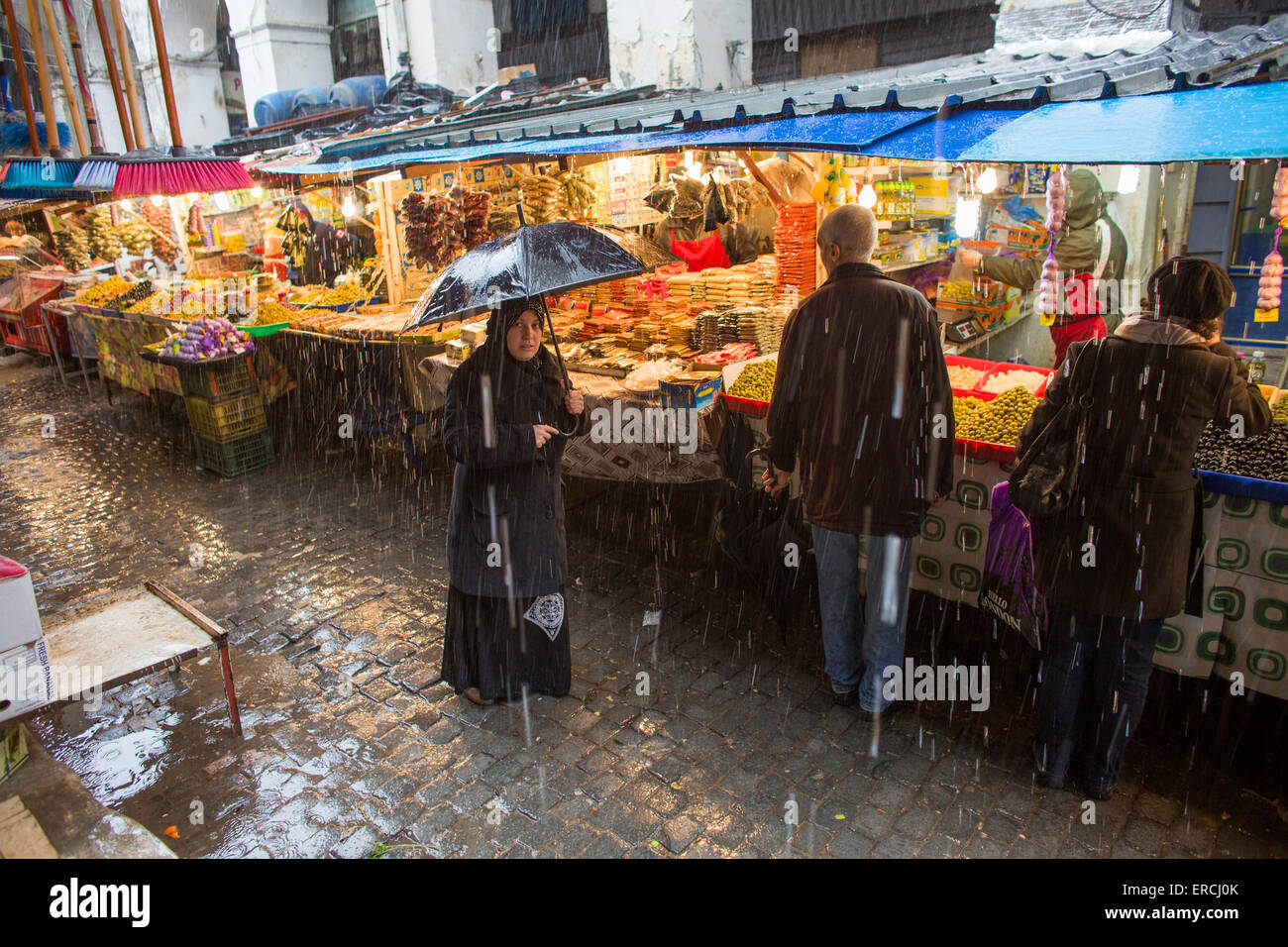 Souk algeria Banque de photographies et d’images à haute résolution - Alamy