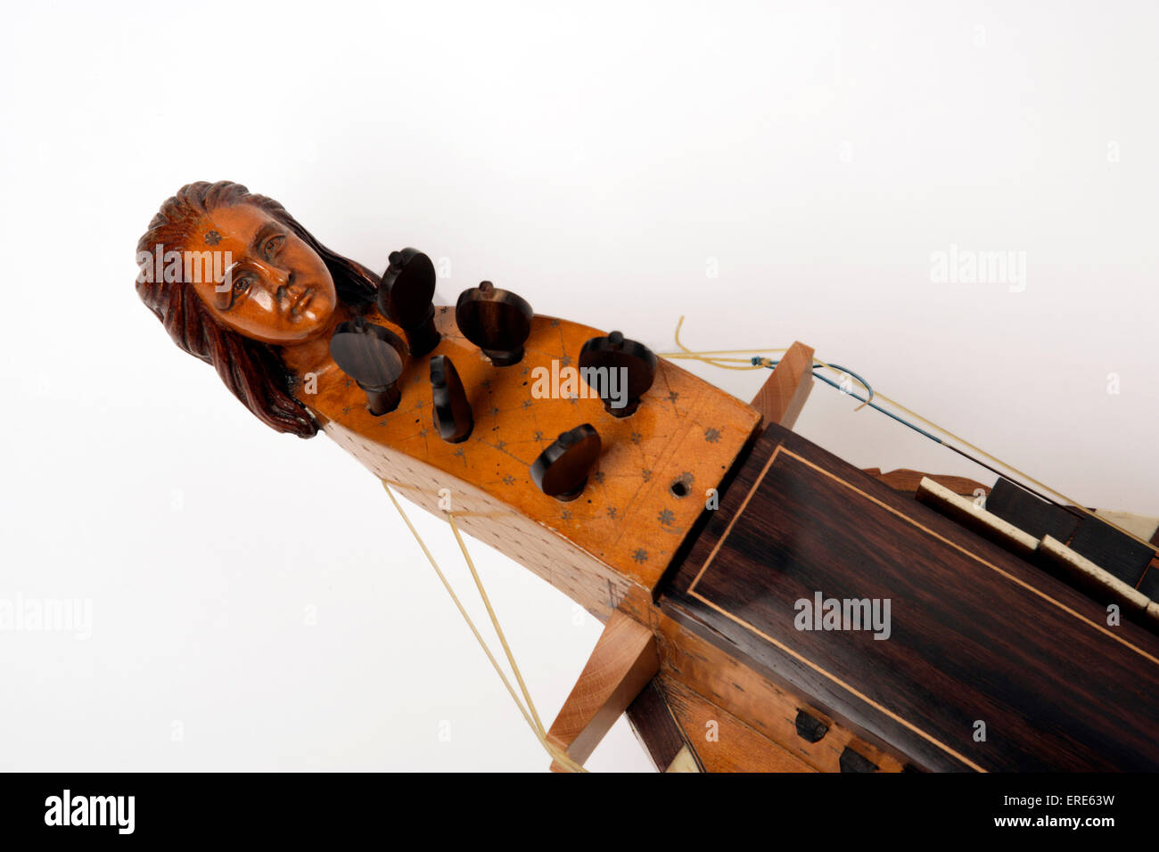 Instruments de musique au moyen age Banque de photographies et d’images ...