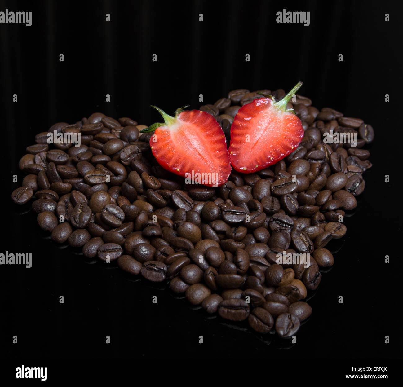 Coeur de fruits rouges Banque de photographies et d’images à haute ...