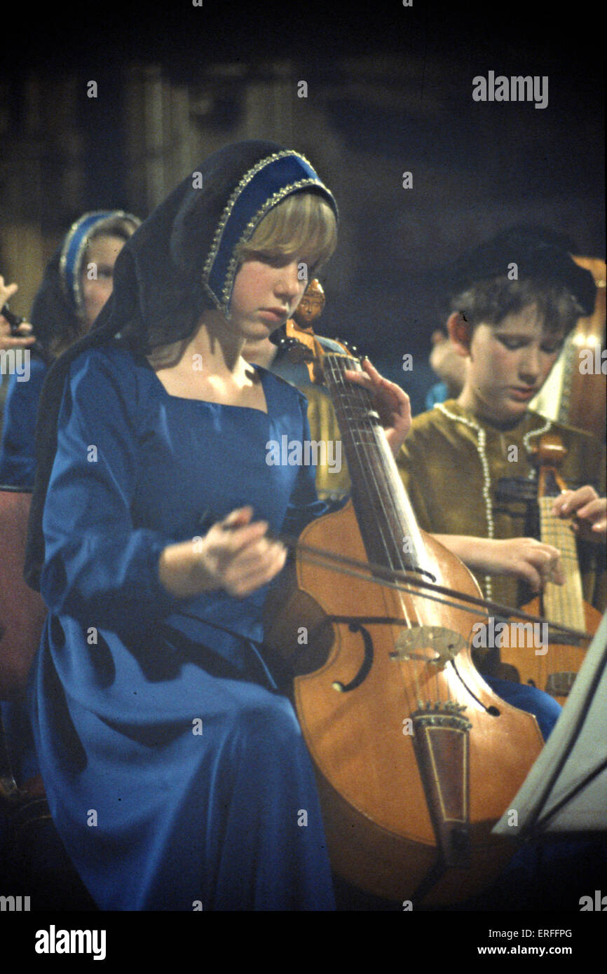 Joueur de viole de gambe Banque de photographies et d’images à haute ...