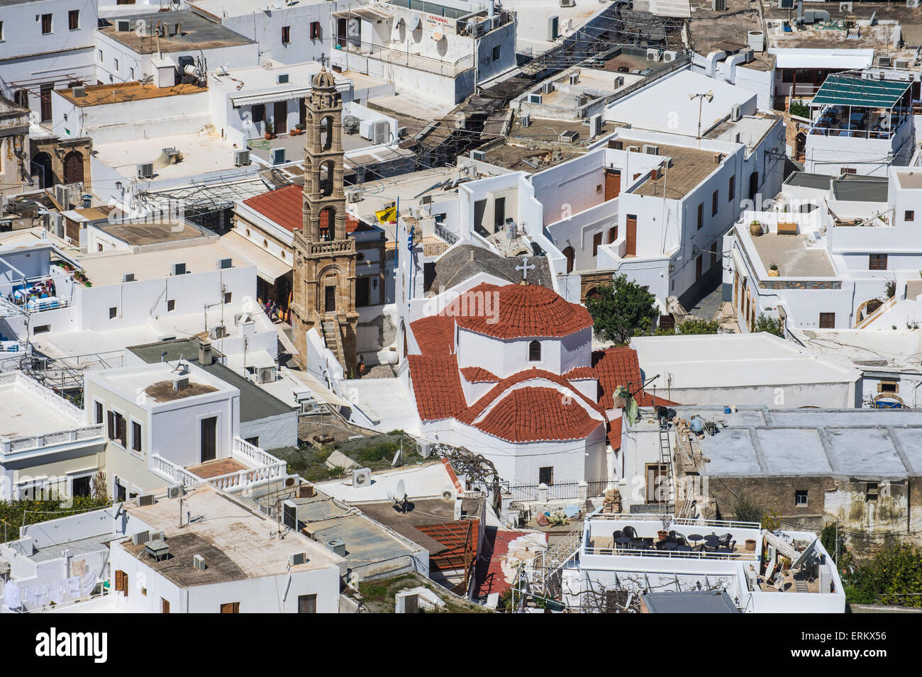 Les maisons blanches de la ville de Lindos, Rhodes, Dodécanèse, îles ...