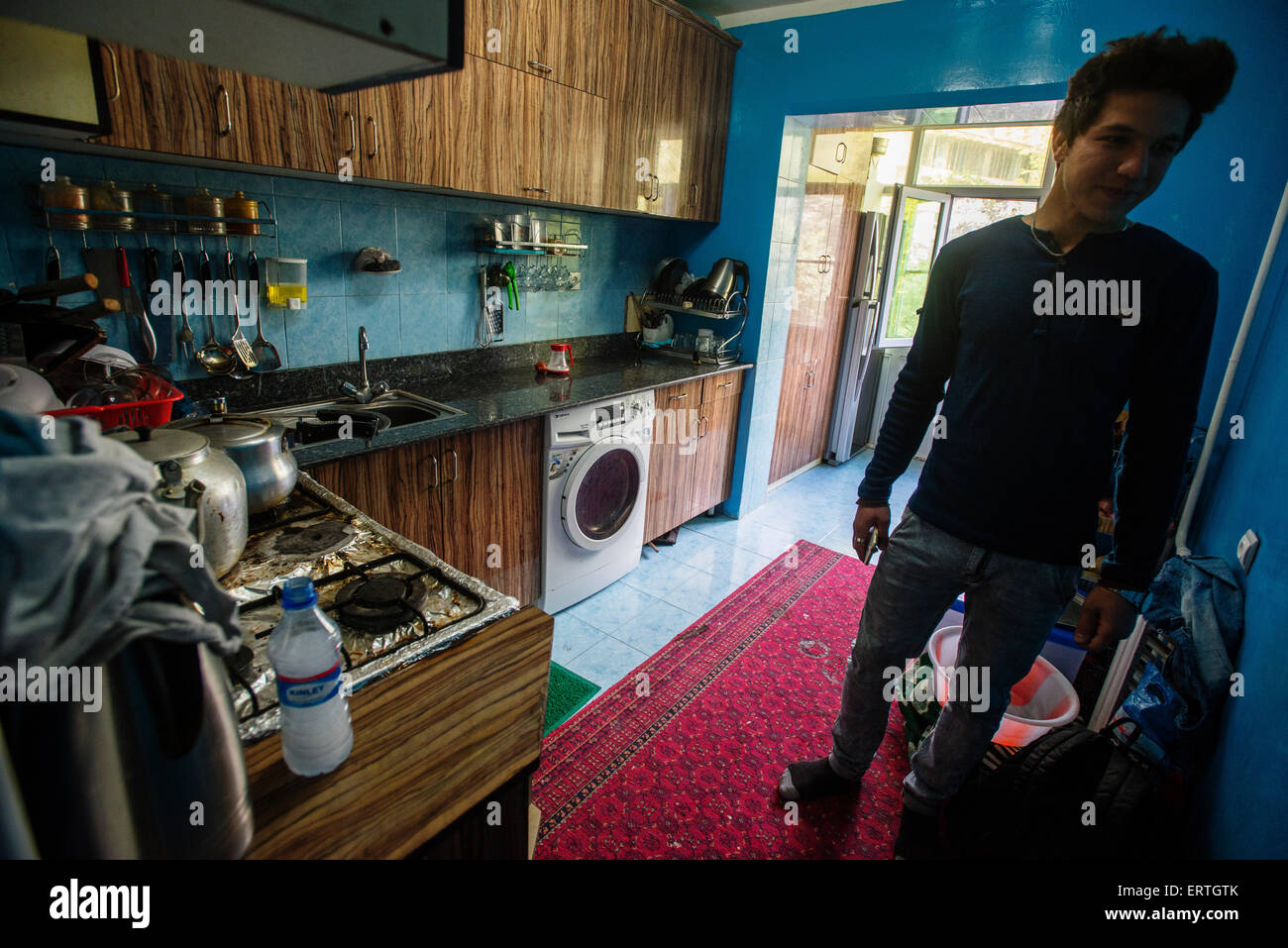 L'Nurala, étudiant en droit, appartement dans le troisième quartier ...
