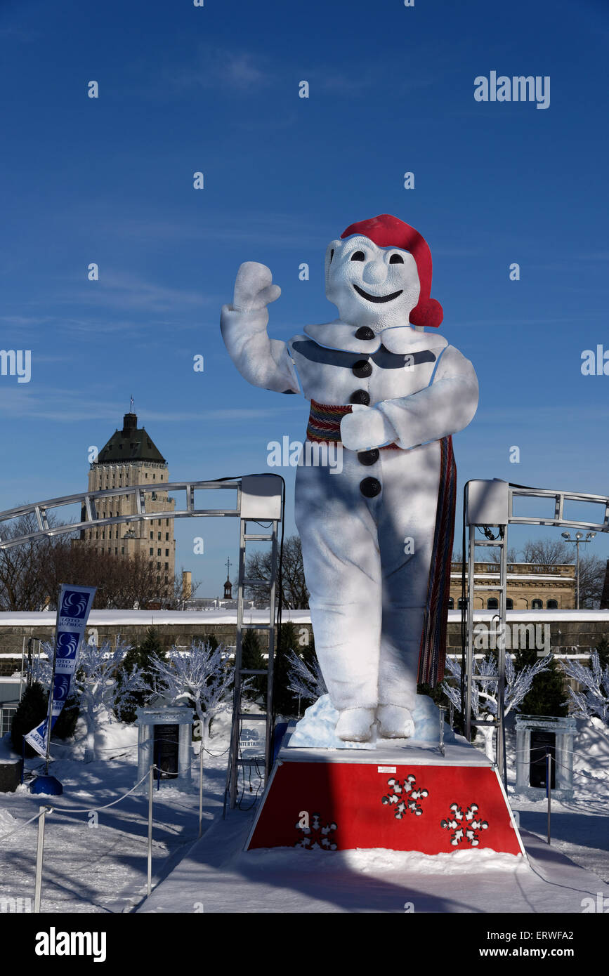 The quebec city winter carnival mascot Banque de photographies et d ...